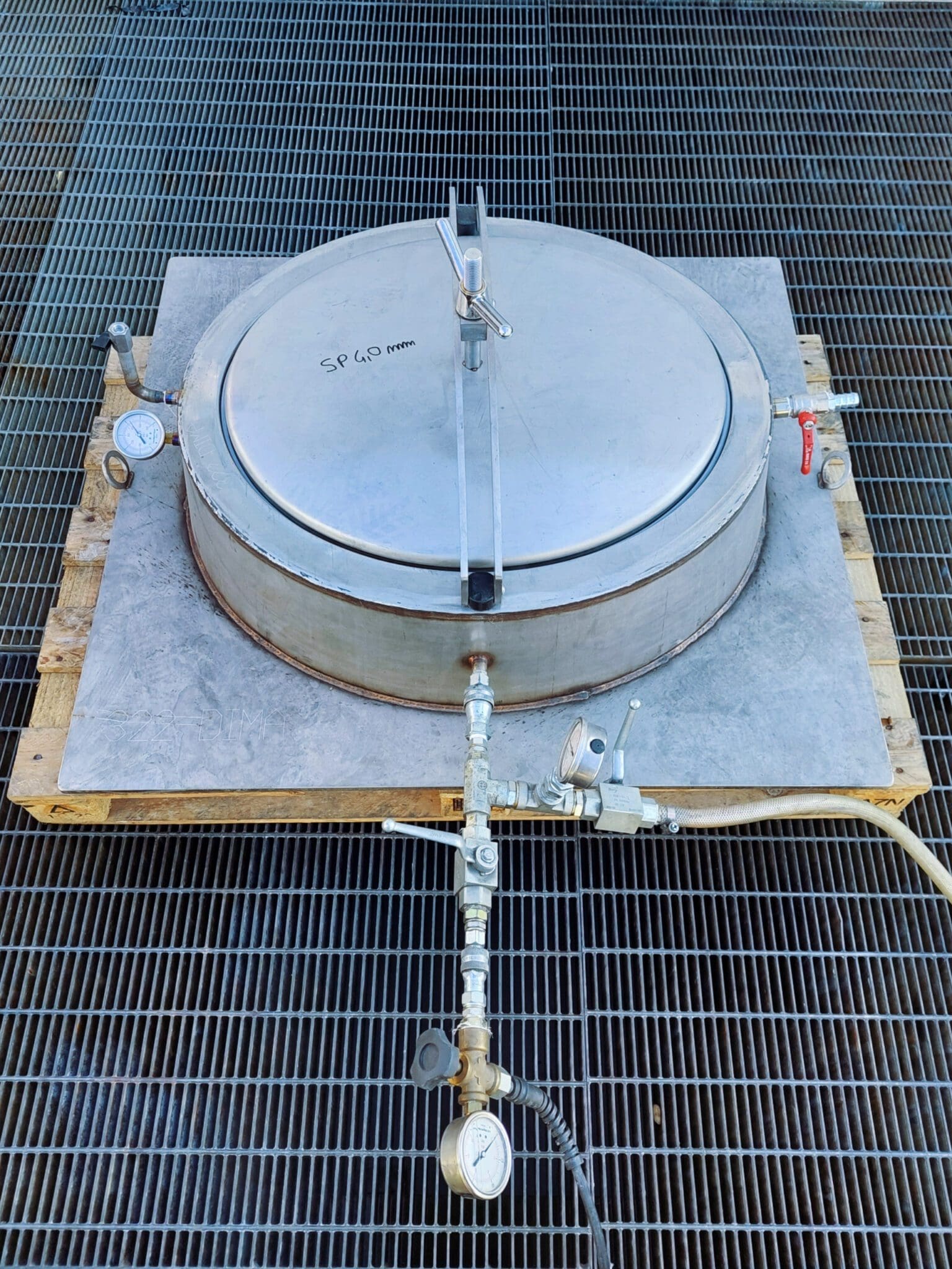 PRESSURE TESTS: a guarantee of reliability. | Arten